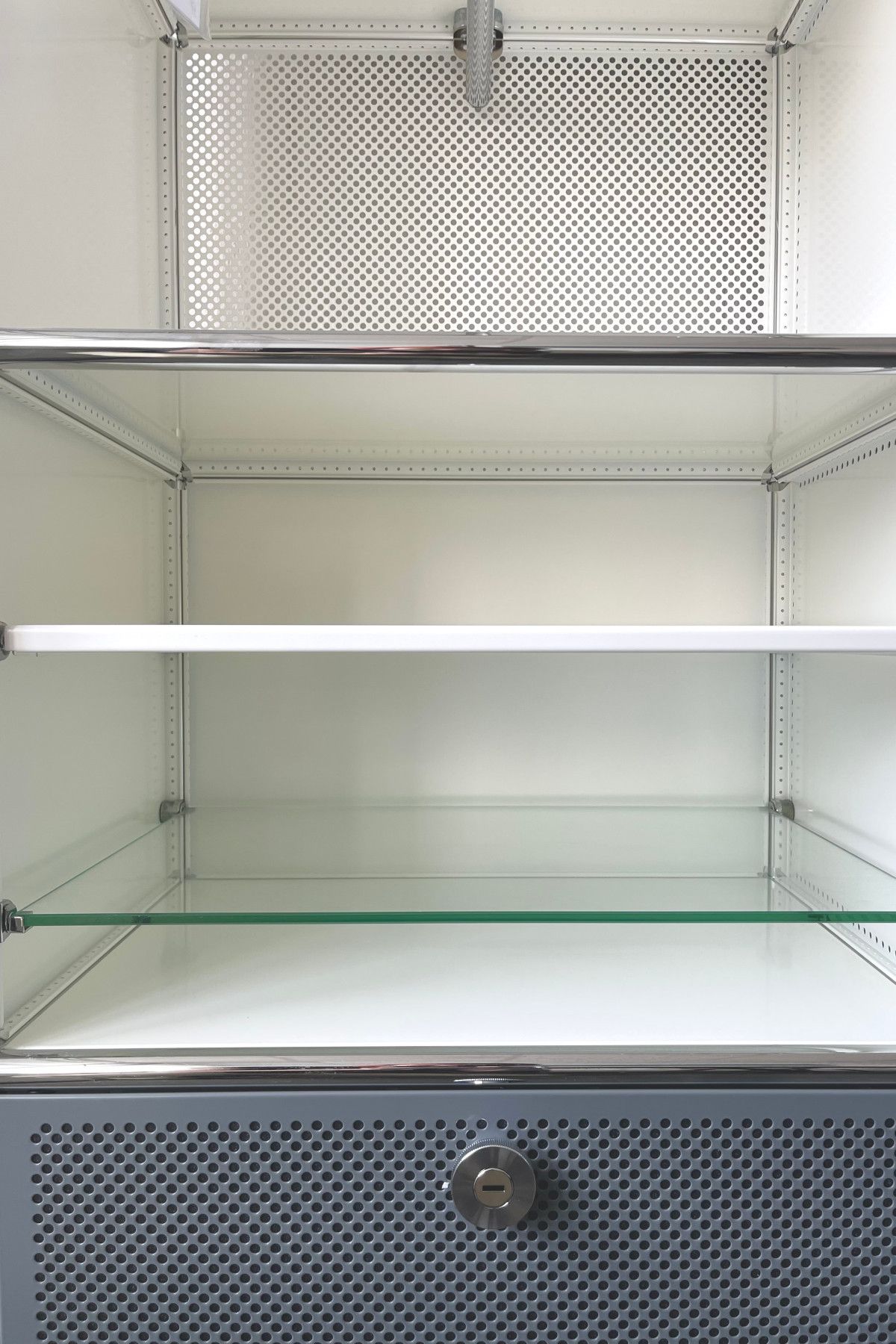 USM Haller Zwischentablar Größe wählbar, wahlweise Metall oder Glas